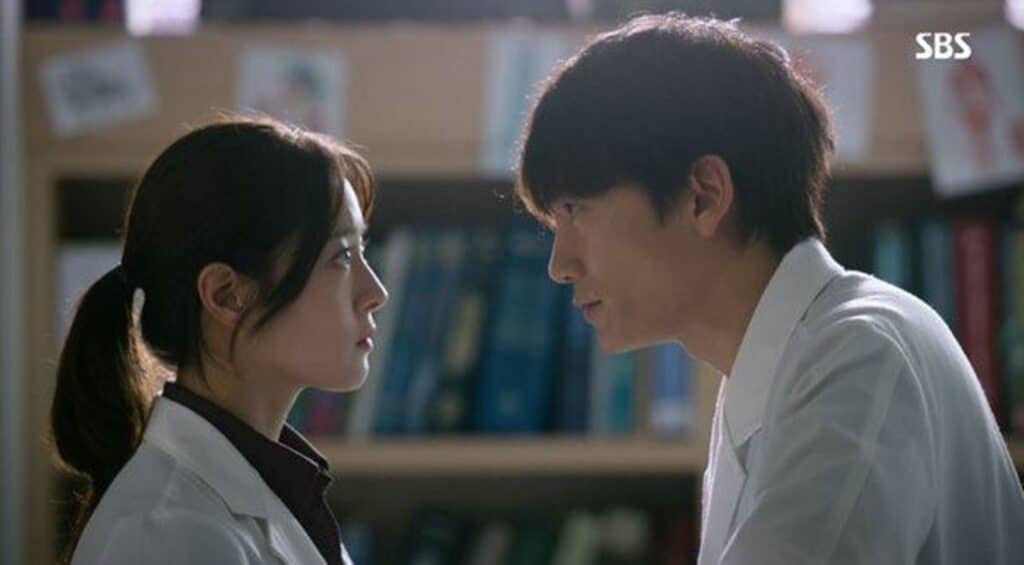 รีวิวซีรีส์เกาหลี คุณหมอหัตถ์เทวดา Doctor John - Minimore